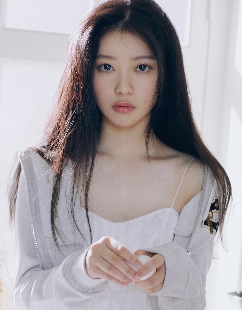 【ILLIT MOKA】アイリットの福岡県出身魅力溢れるモカのプロフィール徹底紹介 - ケリィ's K-POPラボ